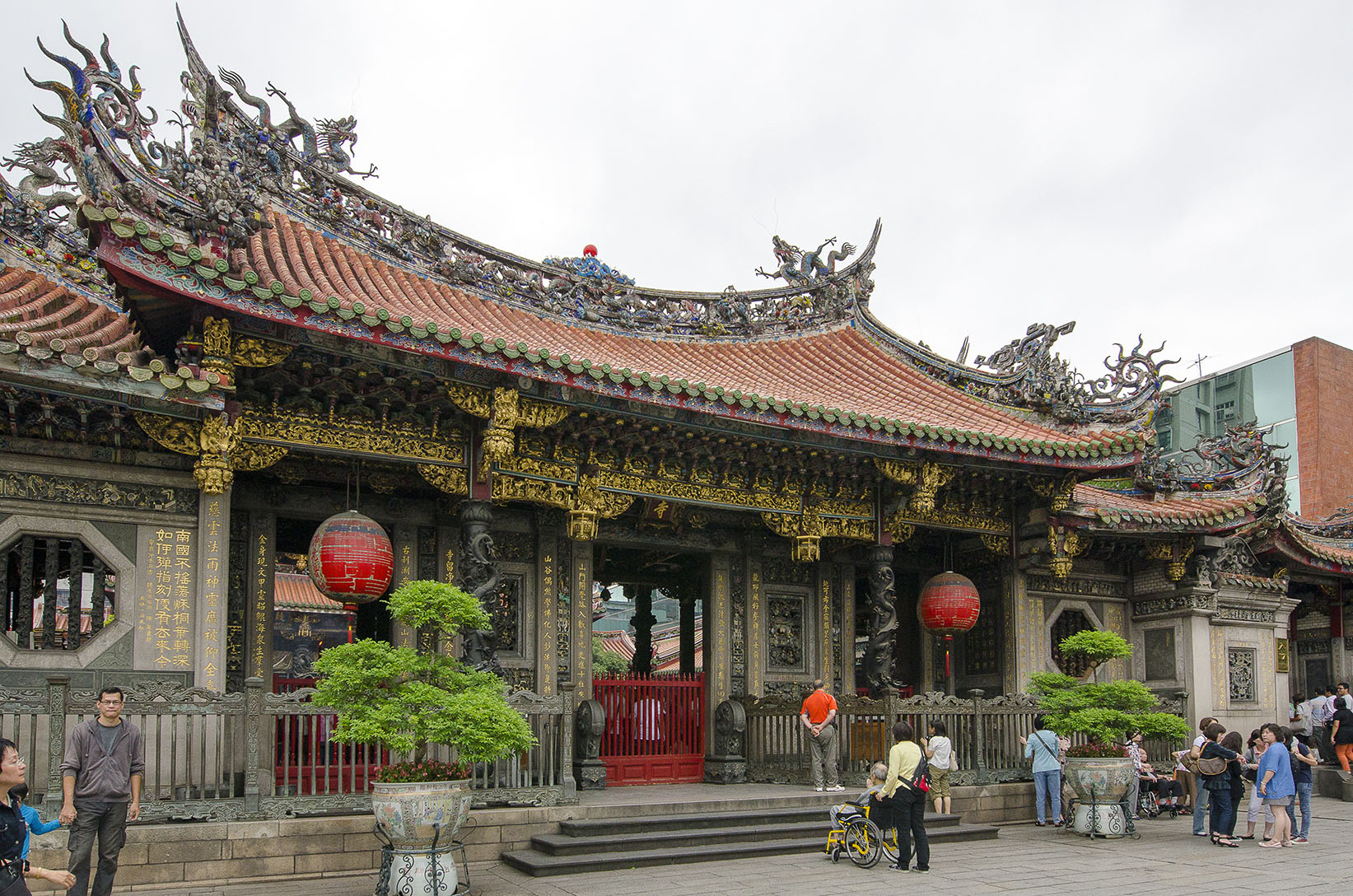Taiwan's Temples and Its Pantheon - TravelWorld International Magazine