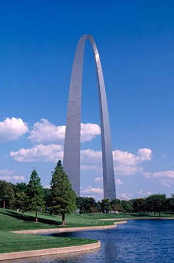 St. Louis, Missouri, Arch - TravelWorld International Magazine