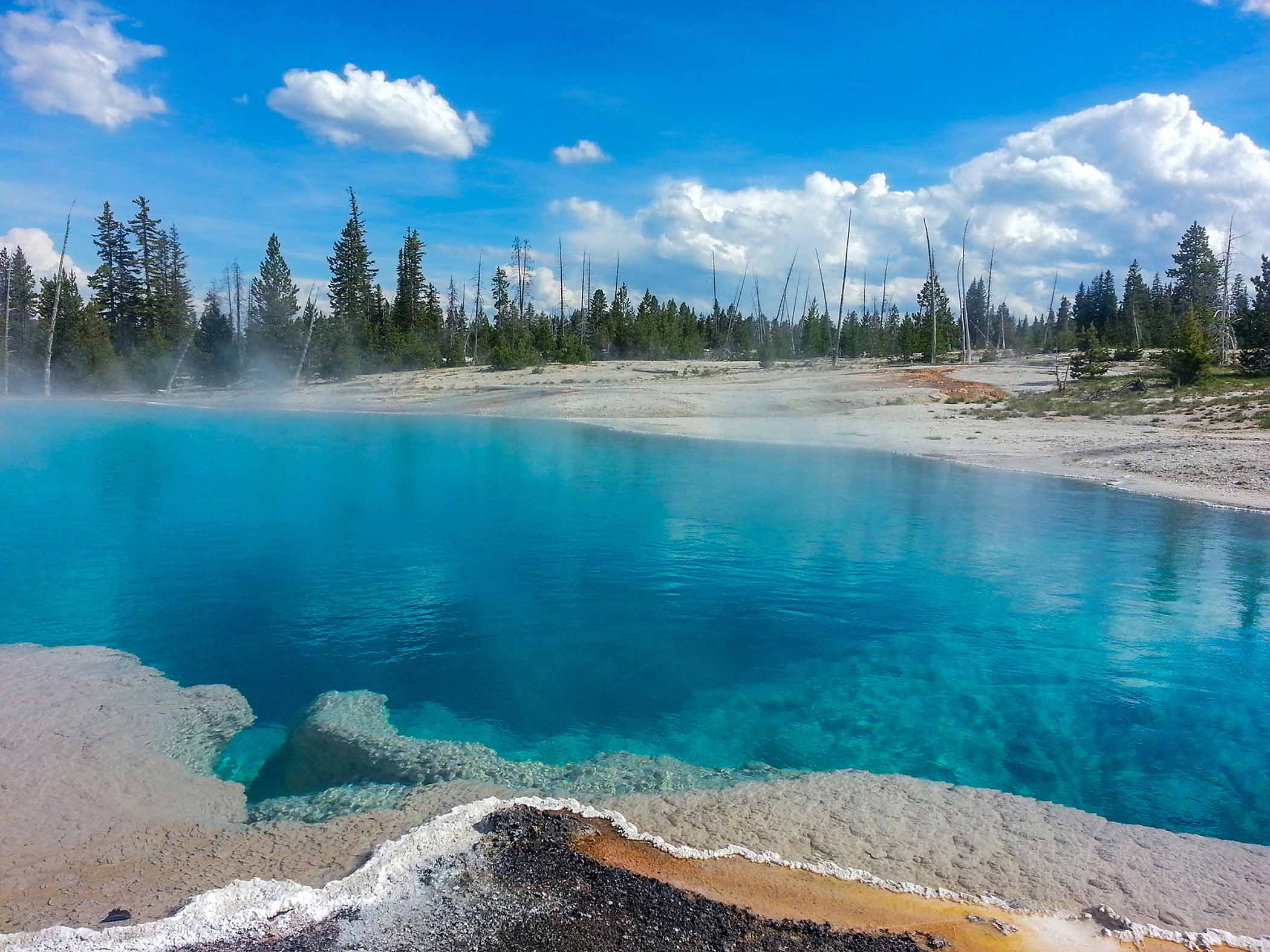 Tackling Yellowstone - TravelWorld International Magazine